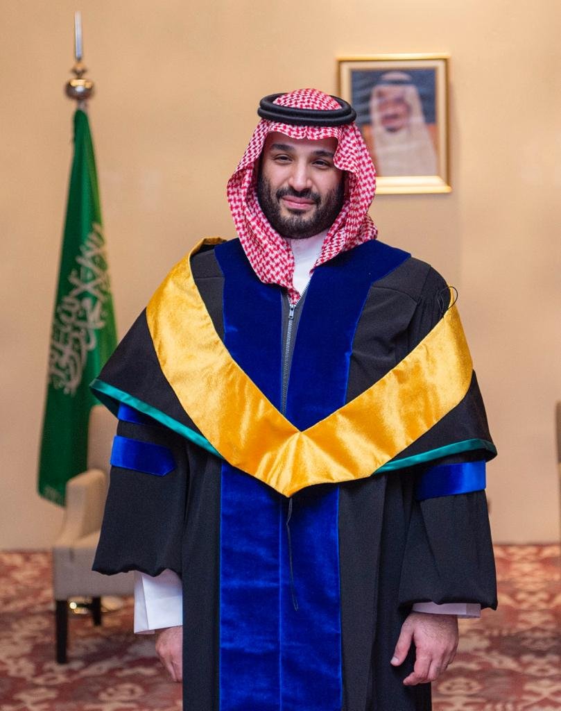 اخبار السعودية صور الأمير محمد بن سلمان يُمنح شهادة الدكتوراه