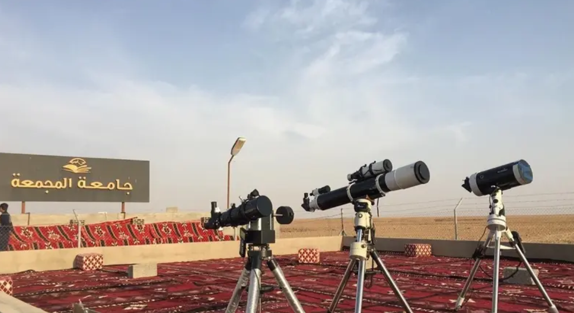 عيد الفطر الجمعة أم السبت؟ الحصيني يحسم الجدل