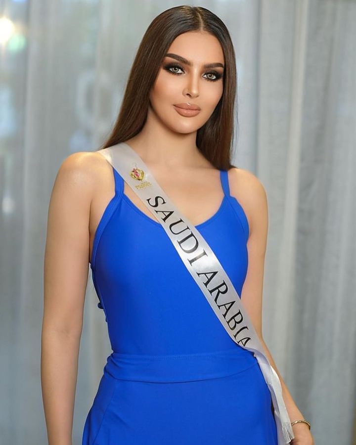 شاهد كيف ظهرت رومي القحطاني في العرض الخاص بـ البكيني في مسابقة ملكة ...