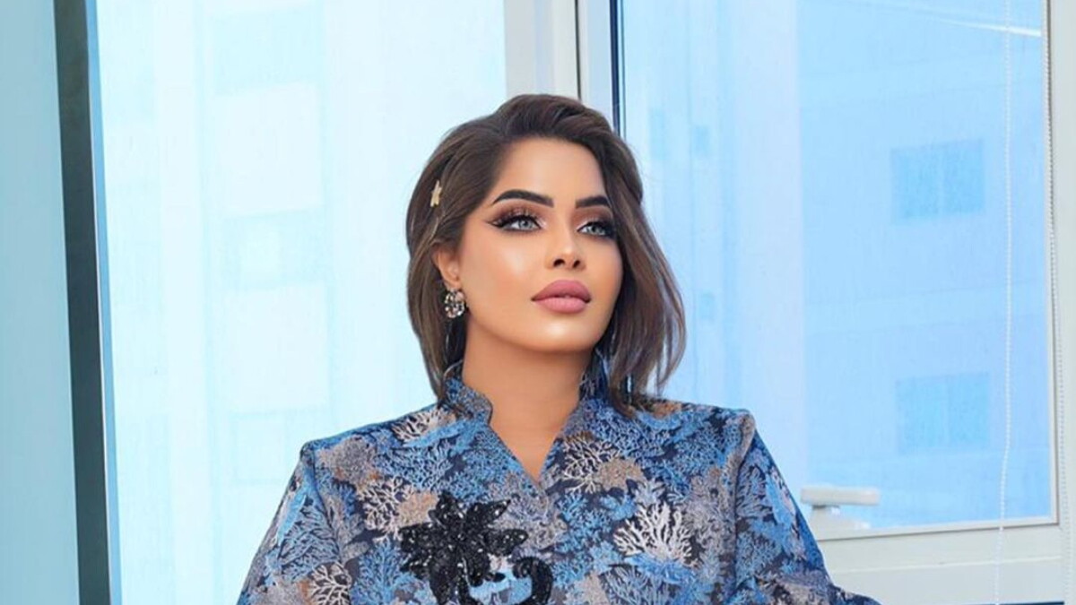 شاهد هيا الشعيبي تنشر جزء من صورة ابنتها وتعلق على لون بشرتها – مـزمـز