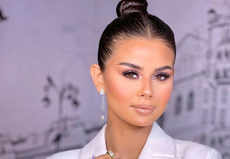 بالفيديو الفنانة المصرية منة عرفة تثير الجدل برأيها في المساكنة